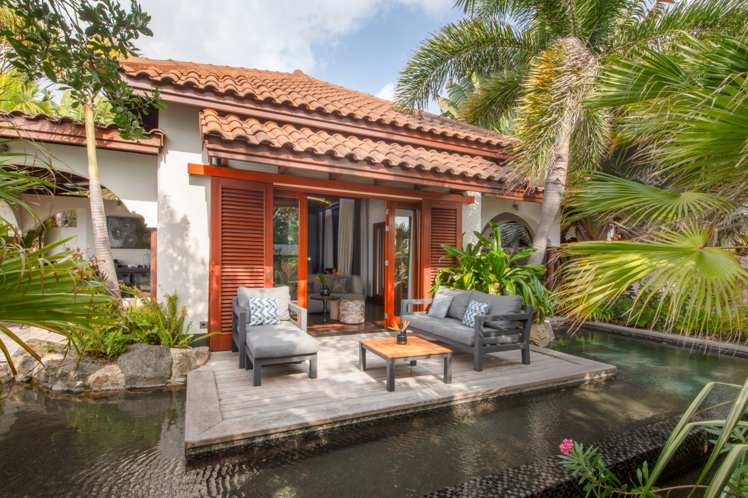 Beachfront Pool Suites - Baoase Luxury Resort Curacao
